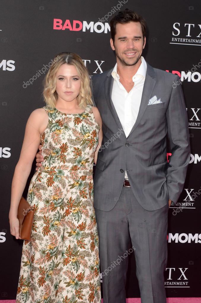 Majandra Delfino David Walton