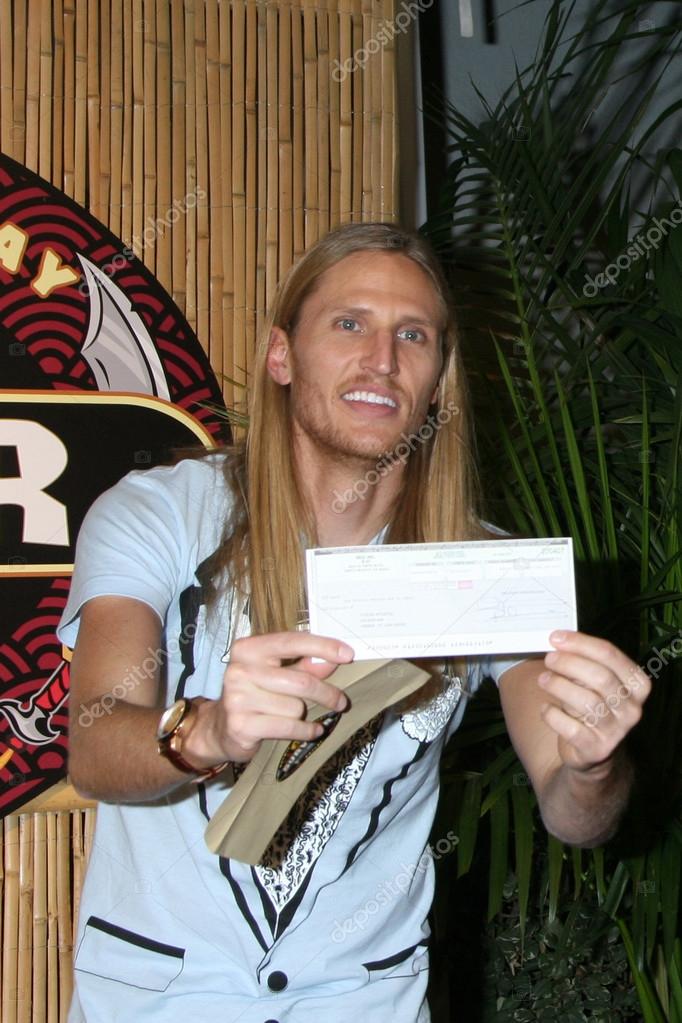 Tyson Apolstol — Stock Editorial Photo © s_bukley #52059167