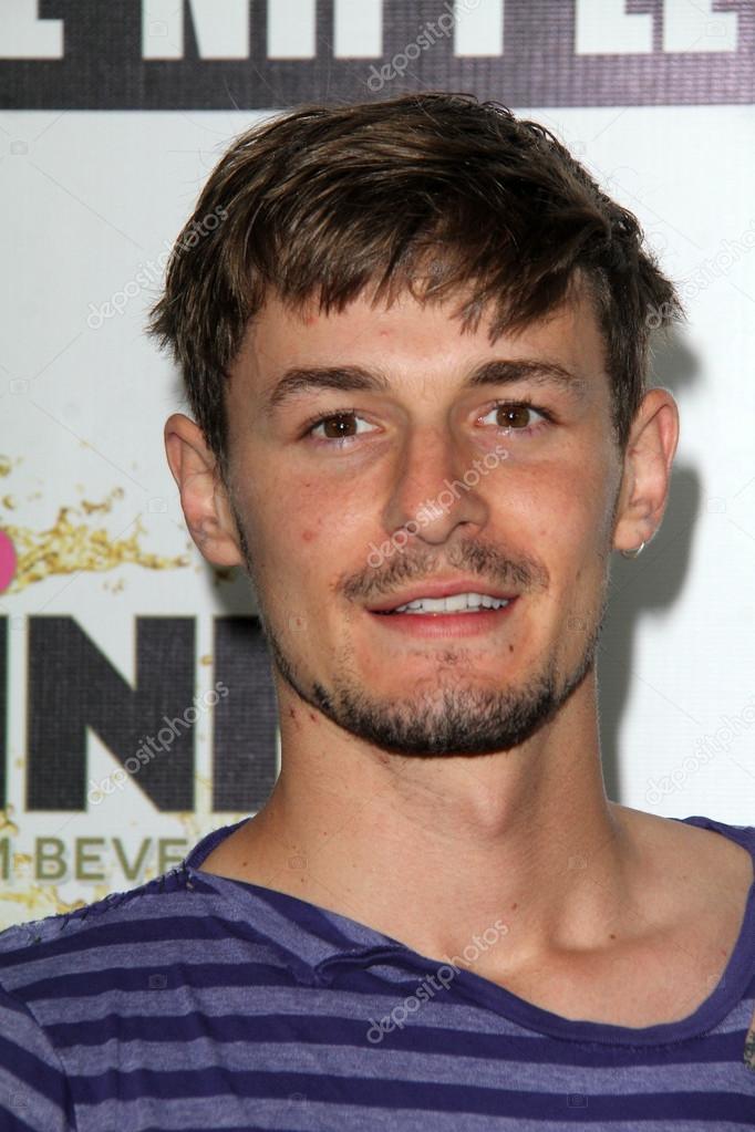Giles Matthey