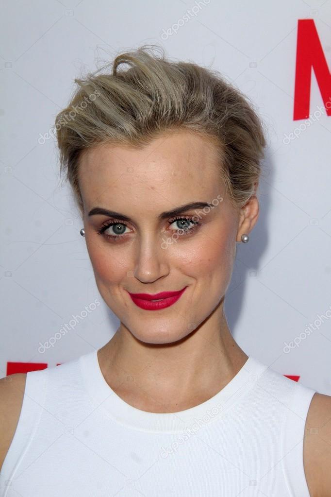Taylor Schilling. 2024
