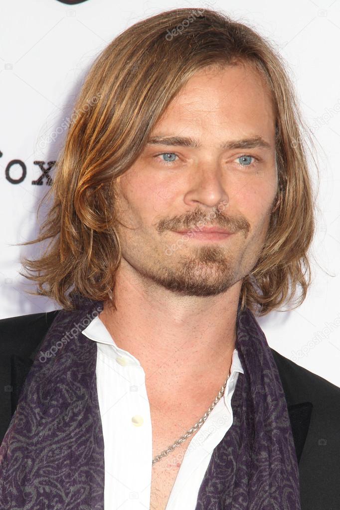 Kim Coates Joven Kim Coates Heads To Dead City For Season Two!