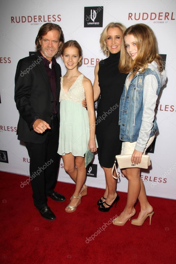 William H. Macy, Felicity Huffman, Sofia Macy, Georgia Grace Macy ...