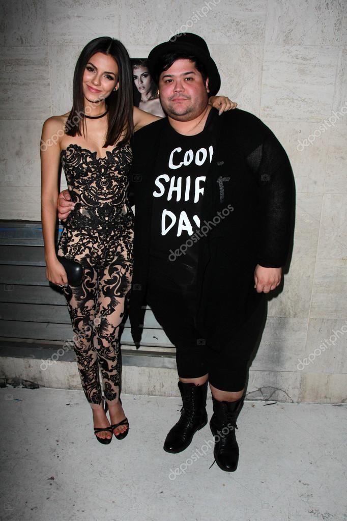 Victoria Justice Kode Magazine Photoshoot