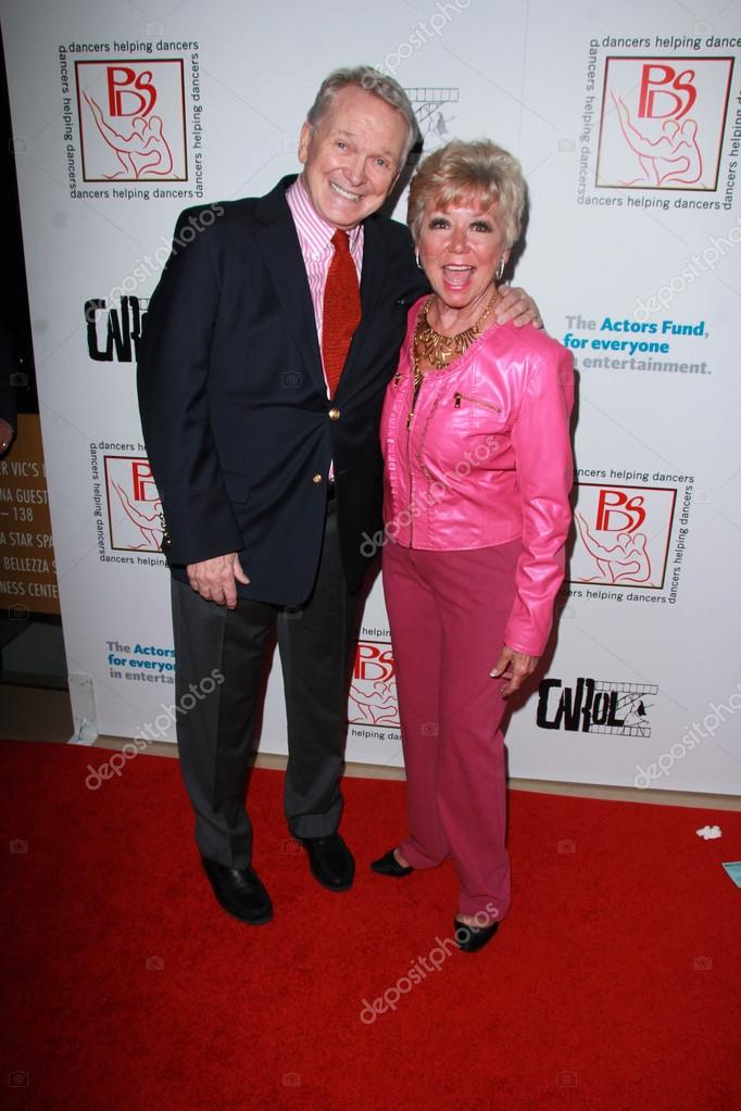 Bob Mackie, Mitzi Gaynor — Stock Editorial Photo © s_bukley #69737937