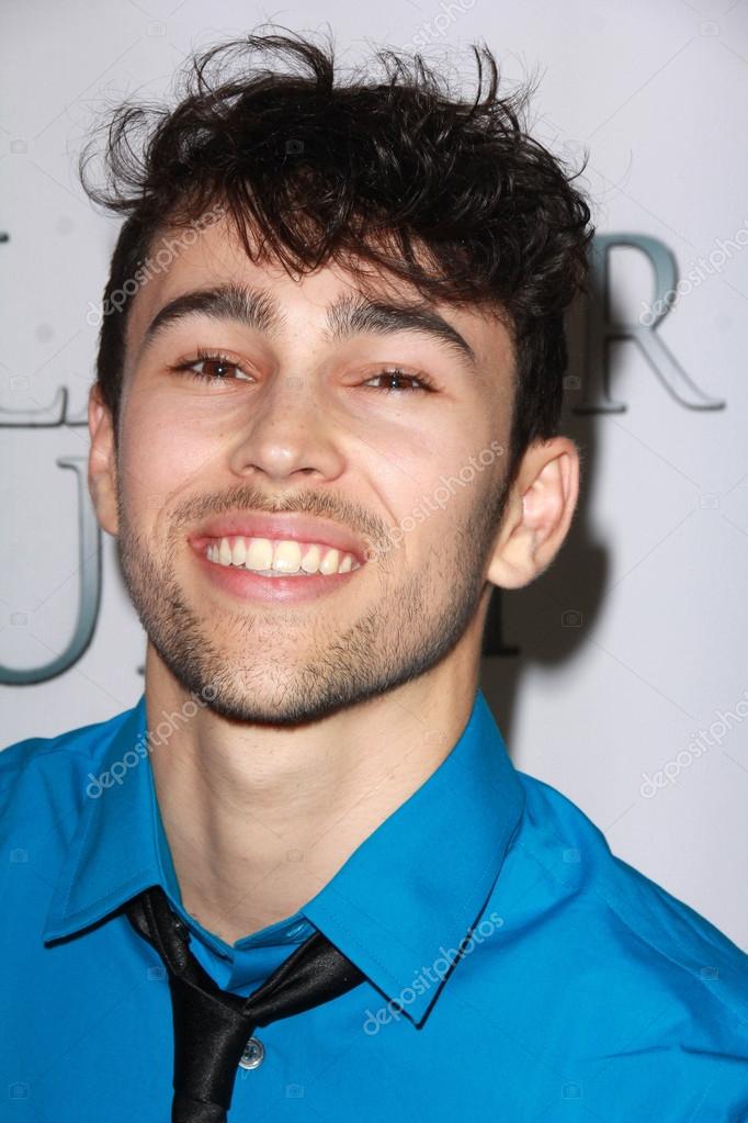 Max Schneider Shirt Off