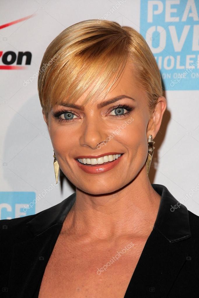Jaime Pressly's Instagram, Twitter & Facebook on IDCrawl