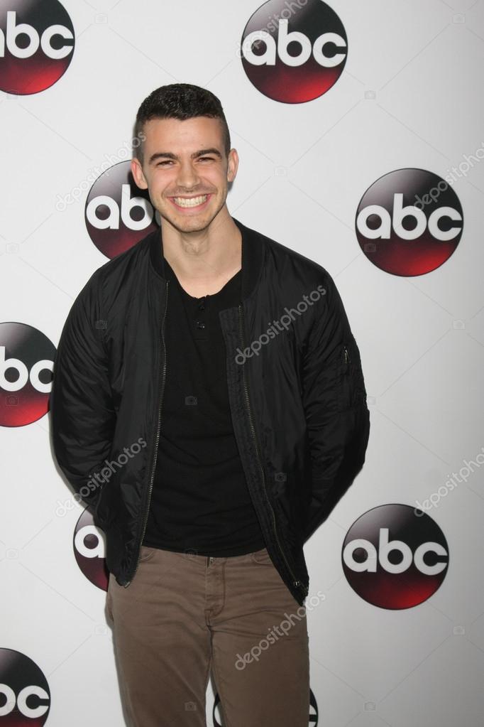 Joey Pollari Caliente