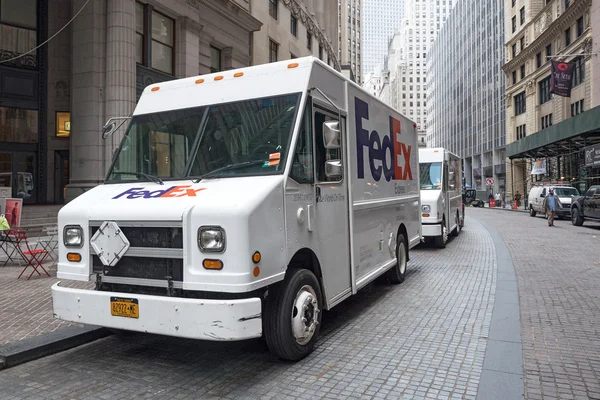 Fedex truck Stock Photos, Royalty Free Fedex truck Images | Depositphotos