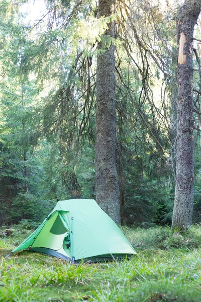 Camping area Stock Photos, Royalty Free Camping area Images | Depositphotos