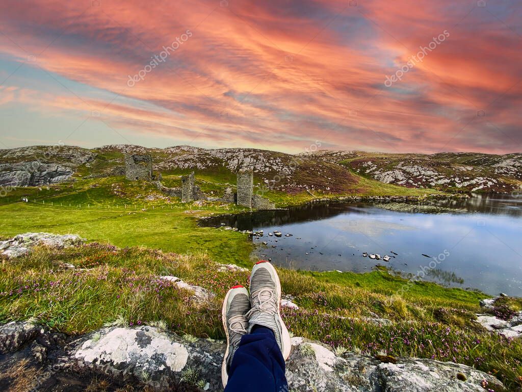 Castillo de Dun Lough, Dun a Locha, el fuerte del lago, se alza en el ...