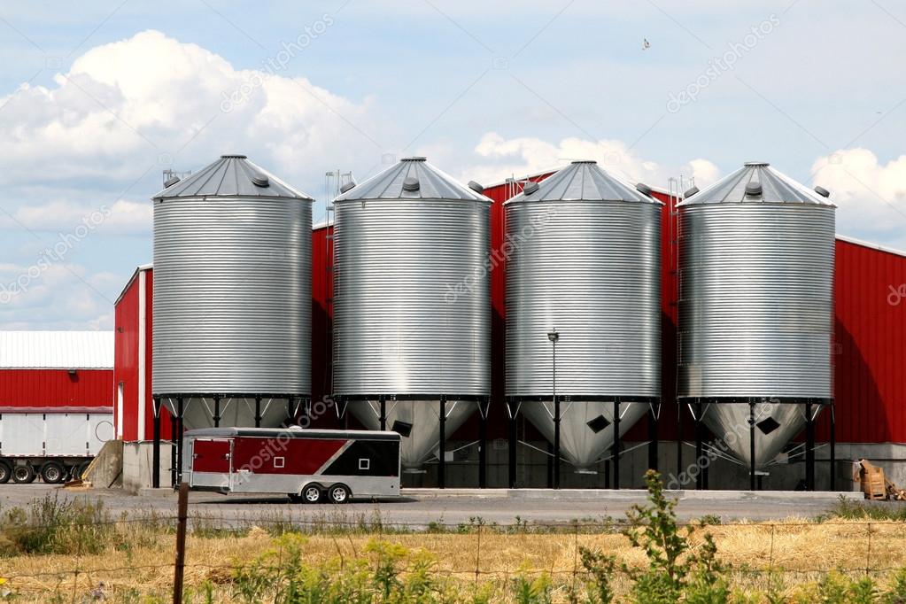 Metal grain facility on a farm — Stock Photo © Nadine123 #60728227