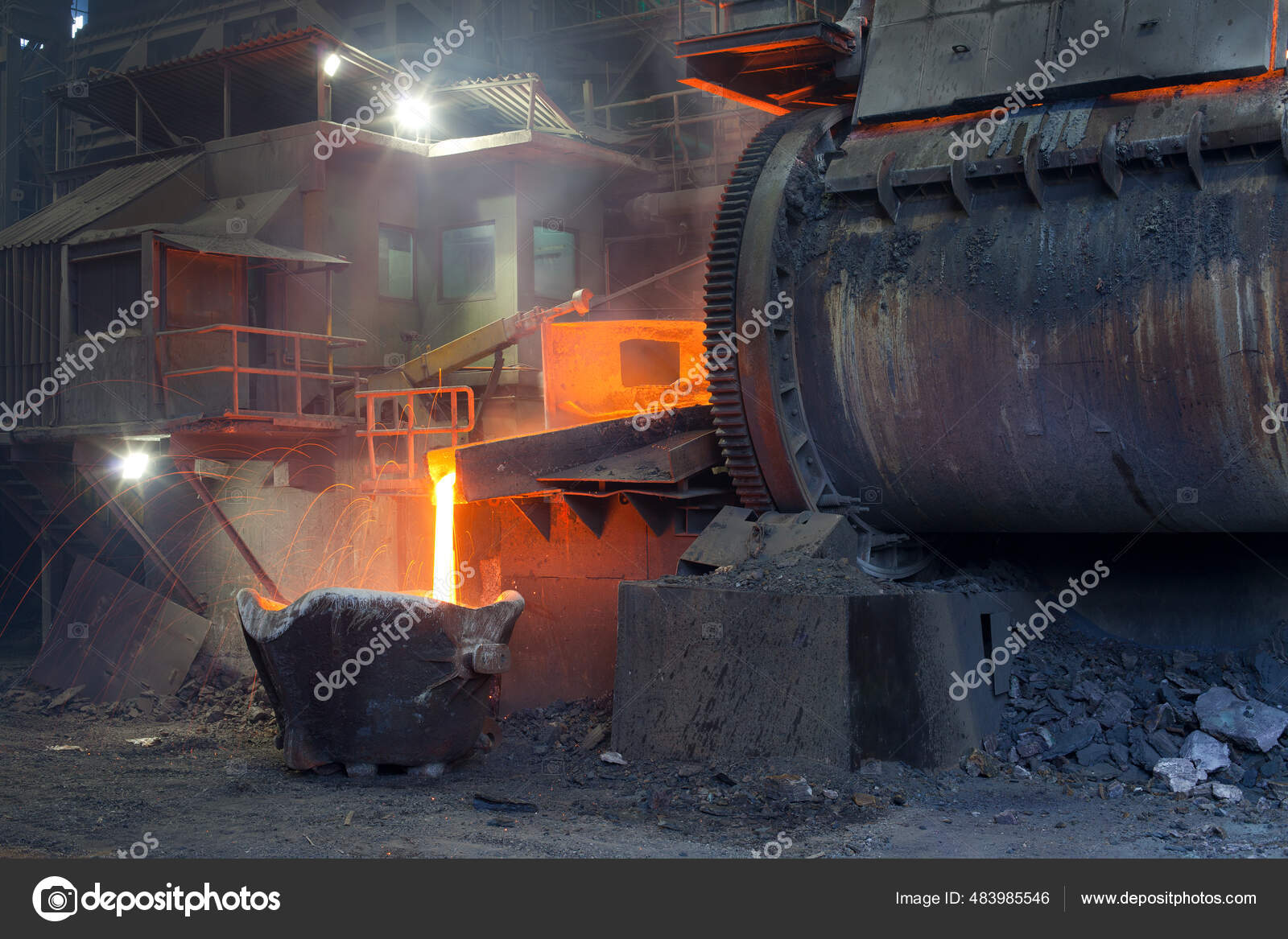 Pouring Molten Copper Copper Smelter Chile — Stock Photo © tifonimages ...