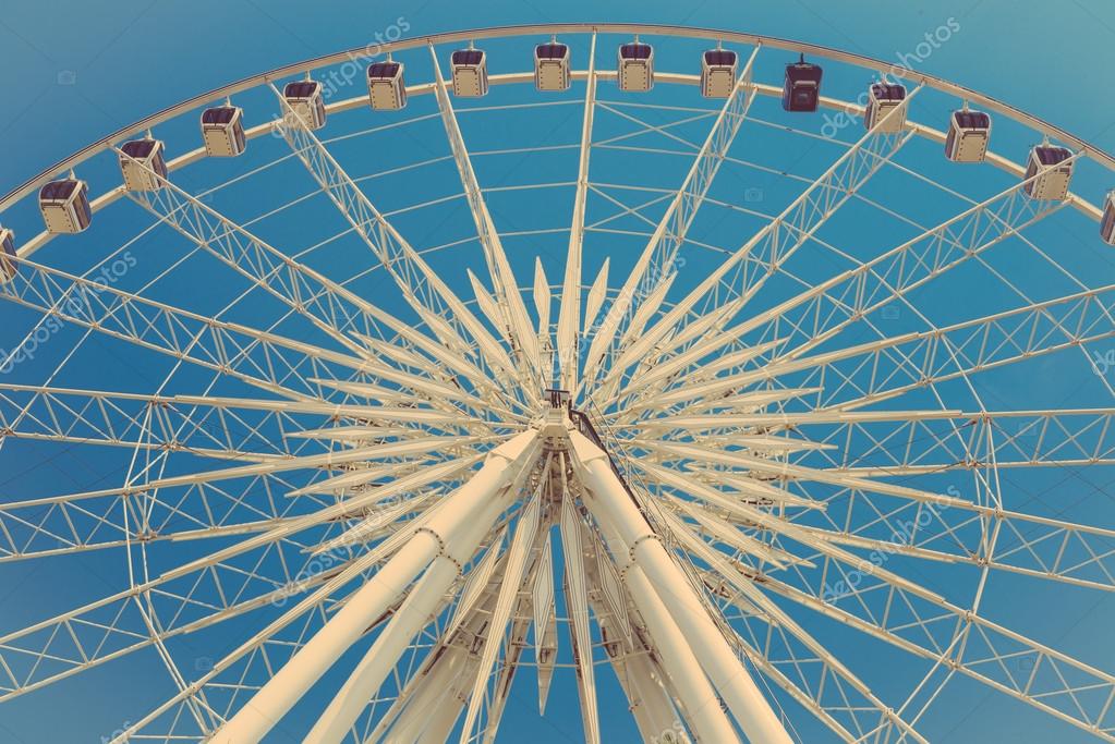 Ferris wheel — Stock Photo © mrsiraphol #58368171