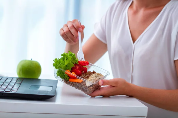 Healthy eating workplace Stock Photos, Royalty Free Healthy eating ...