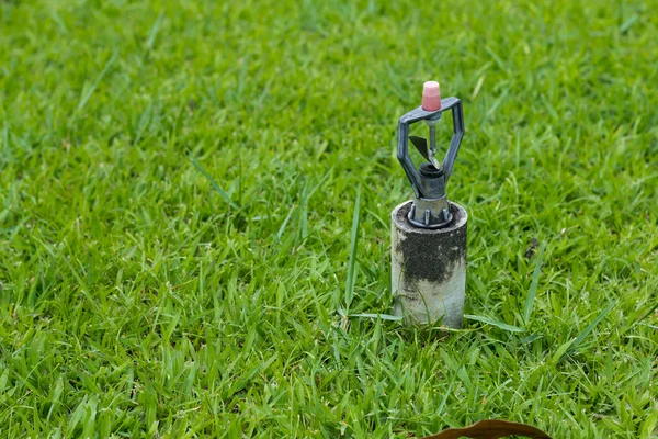 Fire extinguisher on grass fotos de stock, imágenes de Fire ...