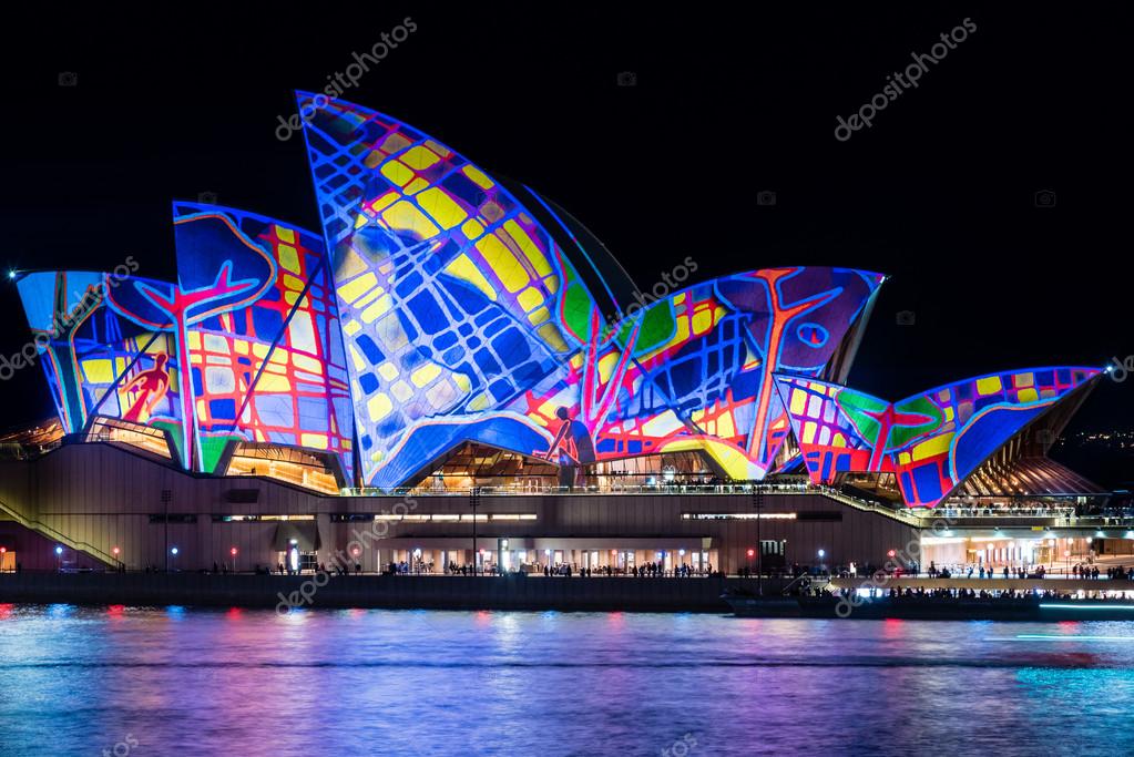 Sydney Opera House during Vivid Sydney Festival. – Stock Editorial ...