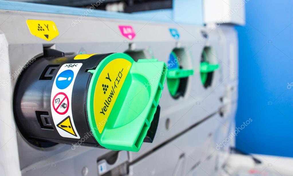 impresión moderna, concepto, primer plano de los cartuchos de tóner 2025