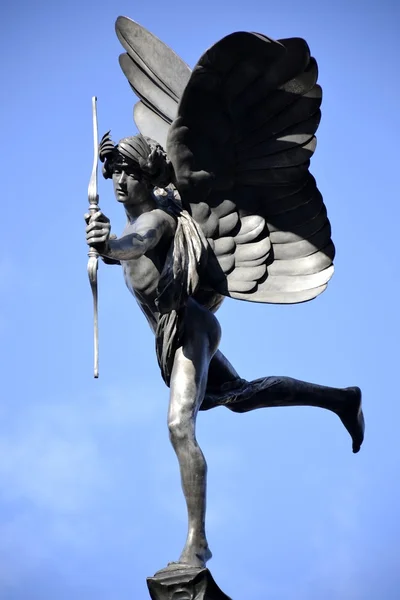Statue of fallen angel — Stock Photo © kyolshin #11439528