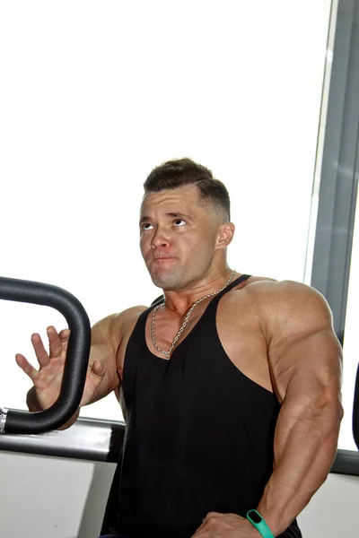 Very Huge Bulky Muscles Crazy