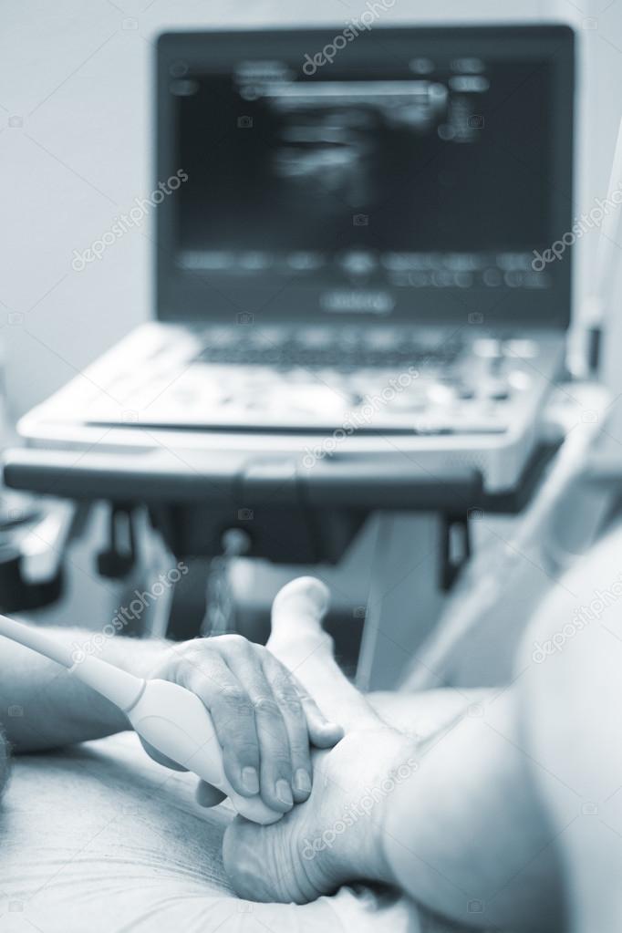 Ultrasound ecography EPI physiotherapist — Stock Photo © edwardolive ...