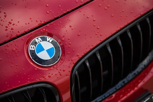 BMW logo – Stock Editorial Photo © bizoon #29487097