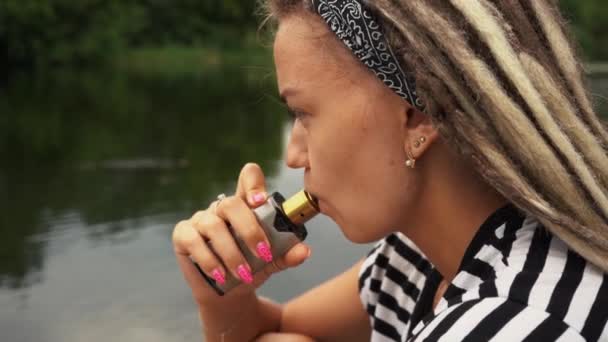 401 Beautiful woman vaping Videos, Royalty-free Stock Beautiful woman ...