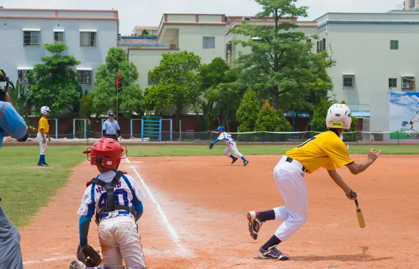 Batter about to hit the ball in a baseball game — Stock Photo ...