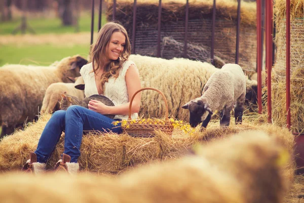 Farm life Stock Photos, Royalty Free Farm life Images | Depositphotos