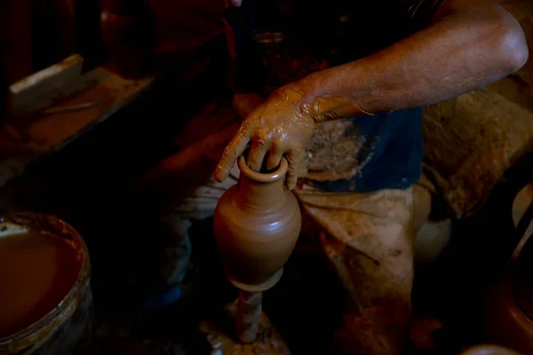 Homens de barro Stock Photos, Royalty Free Homens de barro Images ...