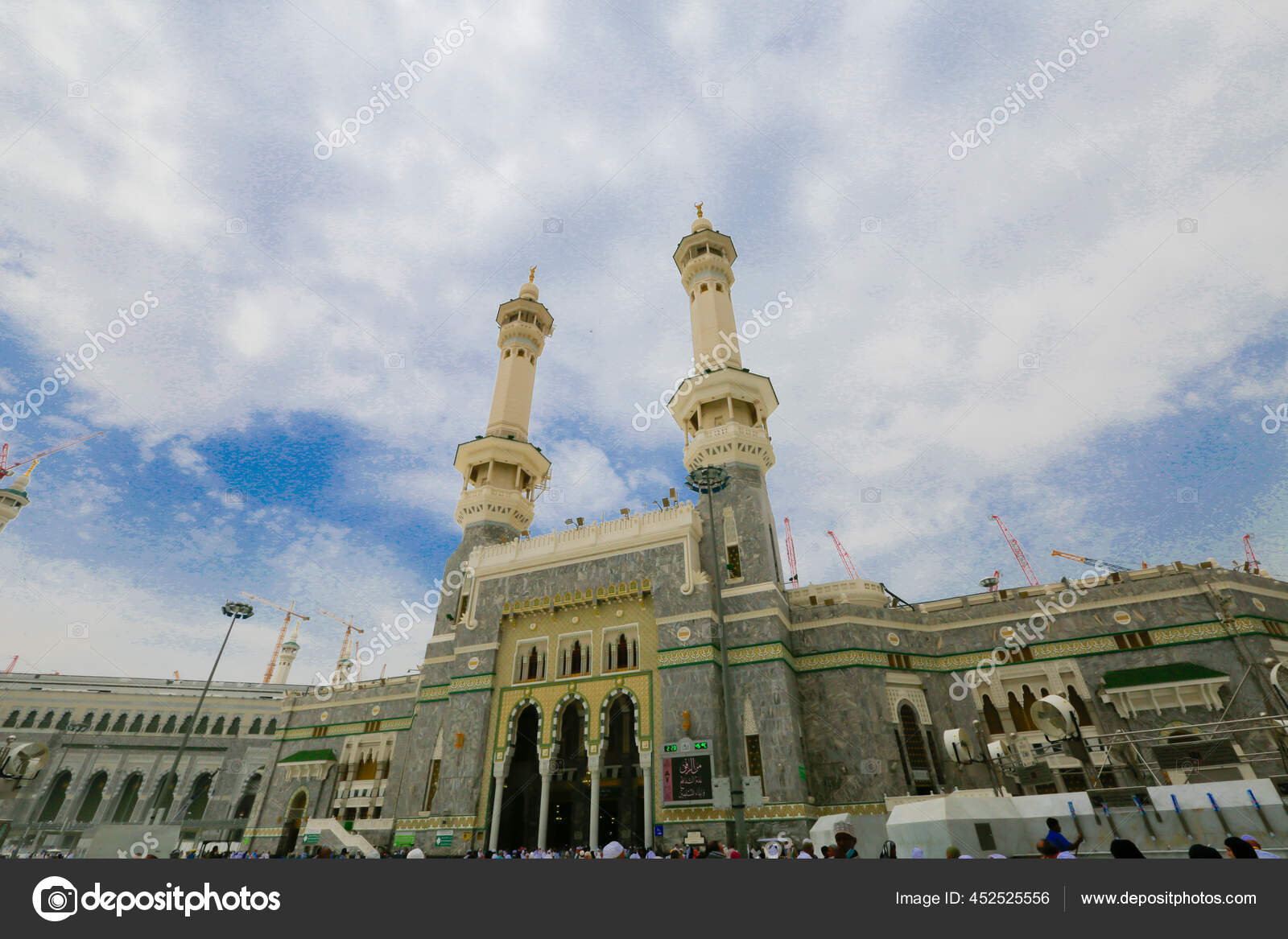 Saudi Arabia Entrance Gates Holy Kaaba Minarets Mecca Saudi Arabia ...