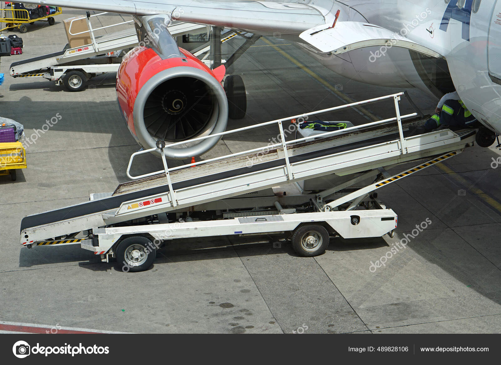 Vehicle Conveyor Belt Aircraft Baggage Loader Transport — Stock ...