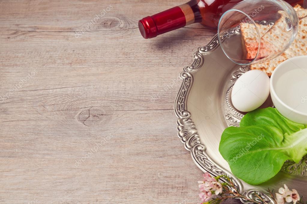 Passover background with seder plate Stock Photo by ©maglara 99231170