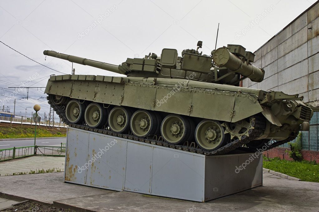 Russian light tank t-80, monument in Saint-Petersburg — Stock Photo ...