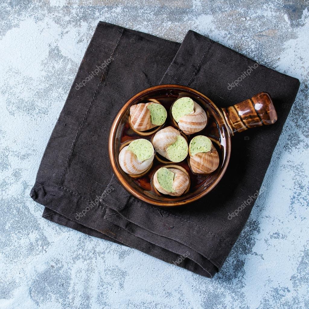 Uncooked Escargots de Bourgogne snails Stock Photo by ©NatashaBreen ...