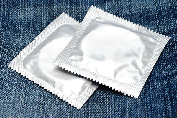 Condón — Foto de stock © samsonovs #53729757