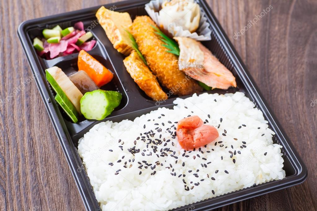 Traditional bento japanese cuisine — Stock Photo © Torsakarin #76414269