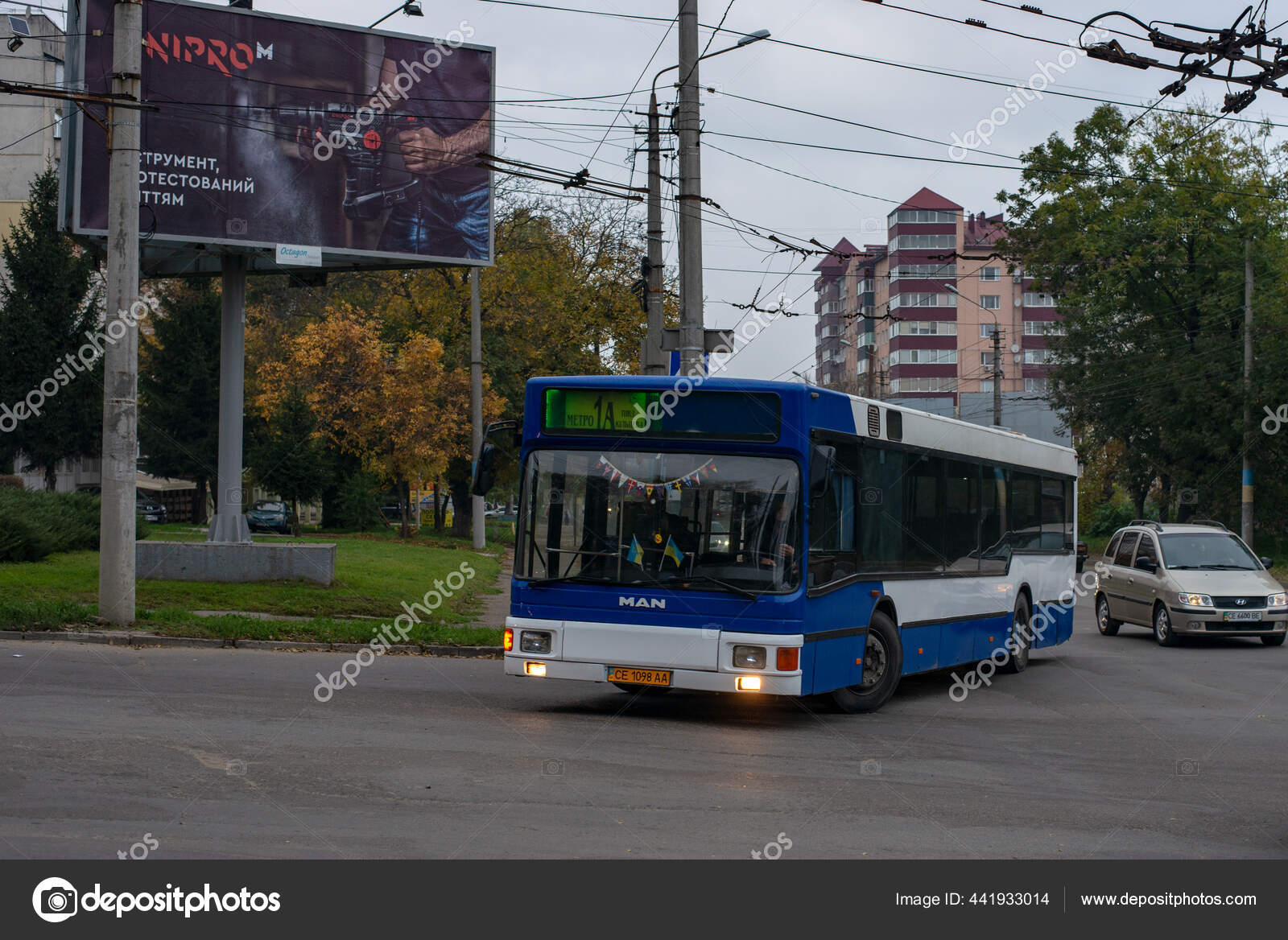 Chernivtsi Ukraine October 2020 Bus Man A10 Nl222 Riding Passengers ...