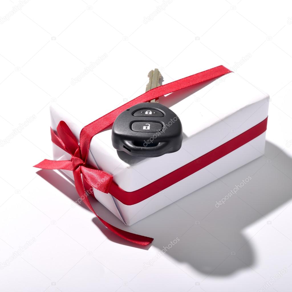 Car key and gift box Stock Photo by ©ammza12 70481991