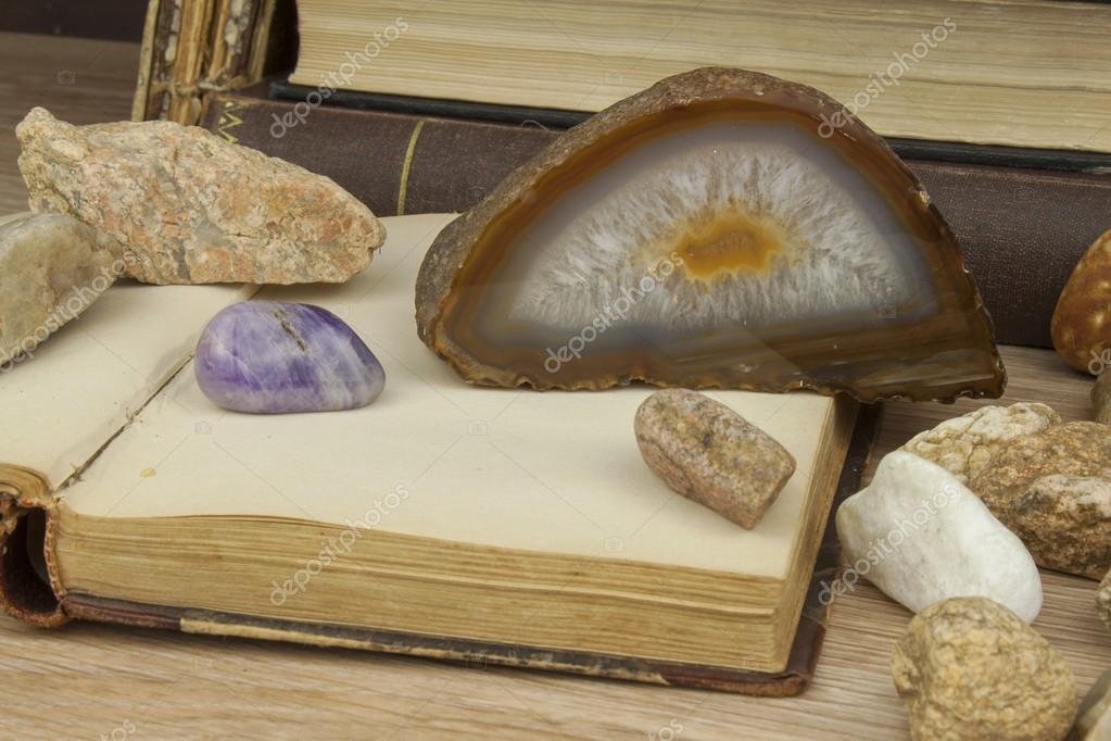 El estudio de la mineralogía. Estudios universitarios. La ciencia de ...