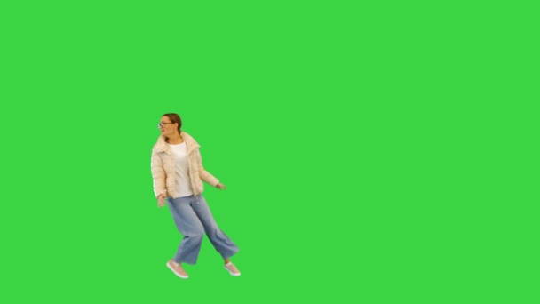 Girl running screaming from serial killer on a Green Screen, Chroma Key ...