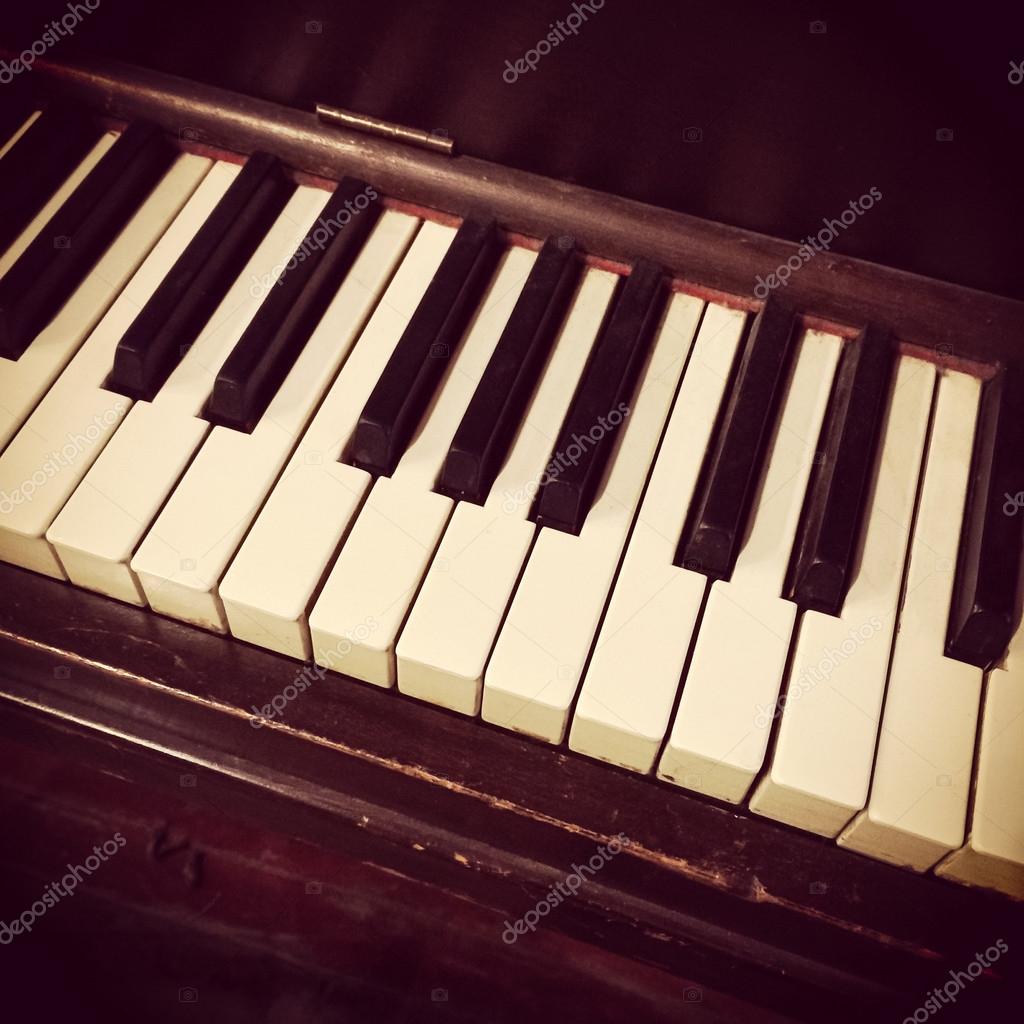 Retro piano keys — Stock Photo © StudioLightAndShade #73594055