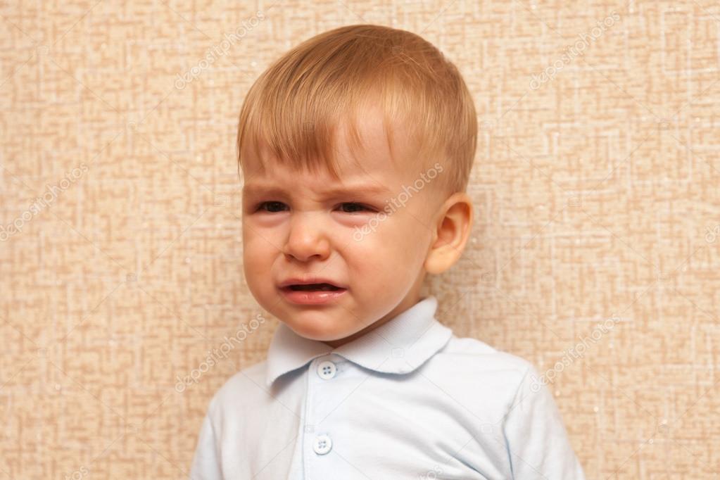 Little boy crying out loud, close-up portrait — Stock Photo © Toomler ...
