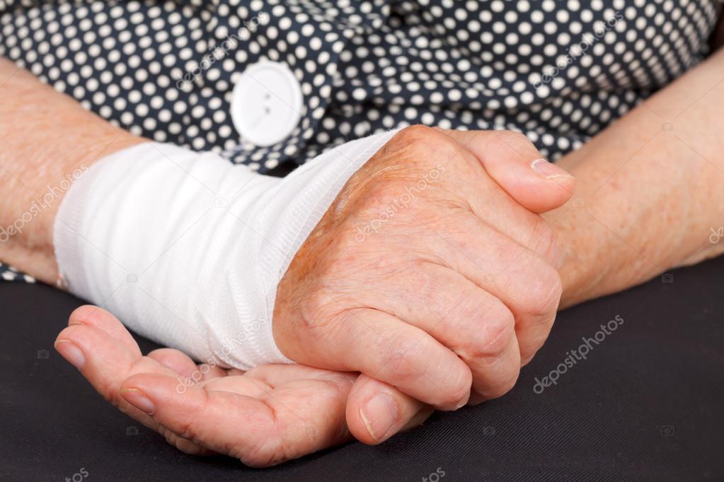 Wrist contusion — Stock Photo © ocskaymark #83005810