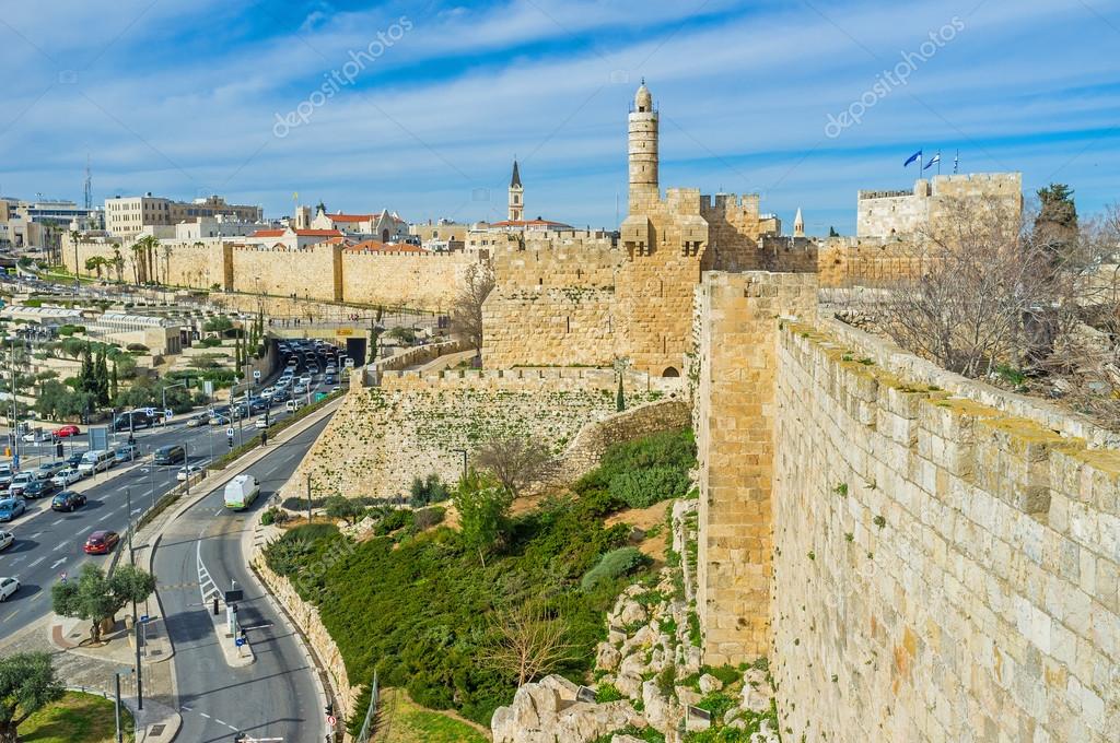 The great walled city Stock Photo by ©efesenko 107576458