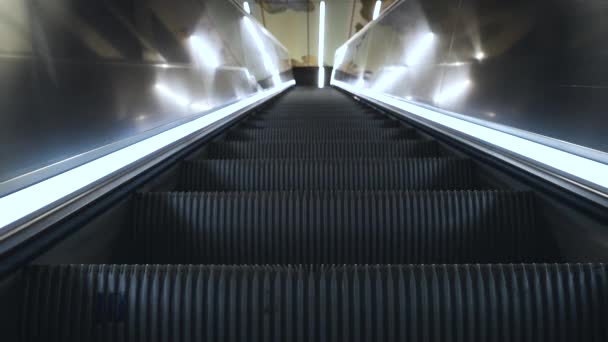 2,654 Escalator dans le magasin Videos, Royalty-free Stock Escalator ...