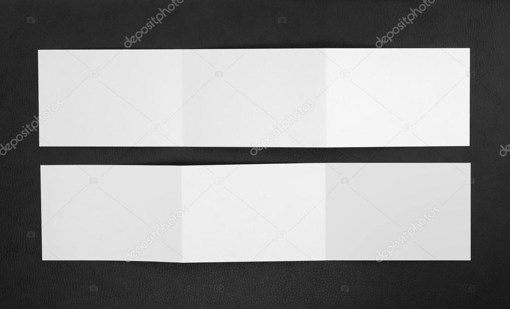 Folleto de papel plegable blanco en blanco 2023