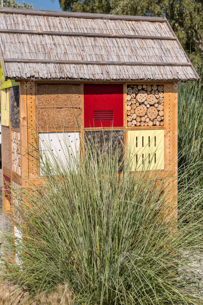 casa de insectos grande para insectos beneficiosos y diferentes tipos ...