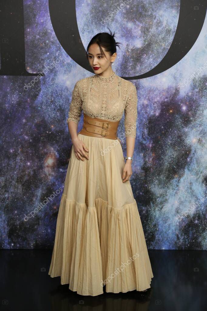 La actriz china Wang Ziwen, también conocida por su nombre inglés ...