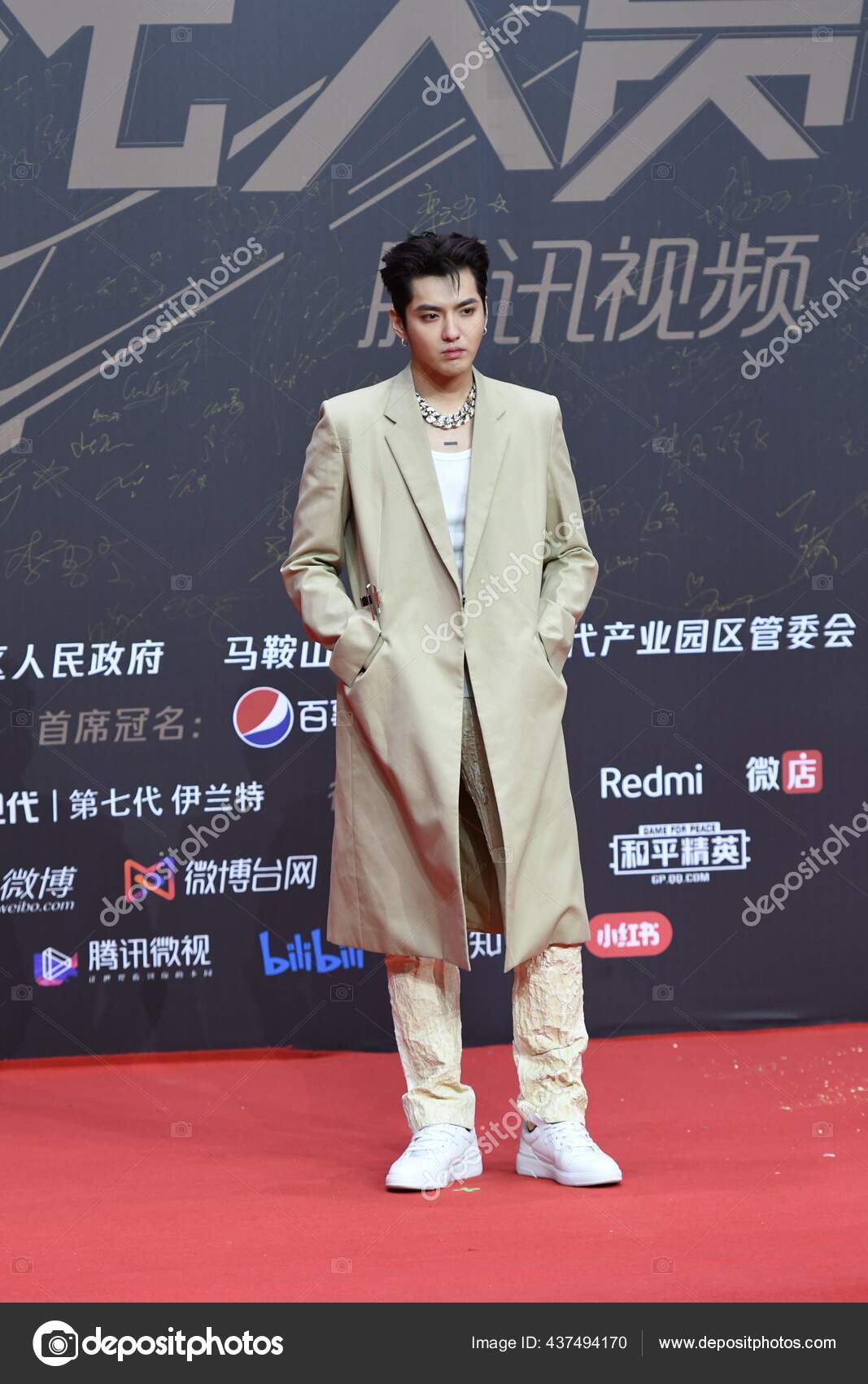 Chinese Canadian Actor Rapper Singer Record Producer Model Fan Known ...