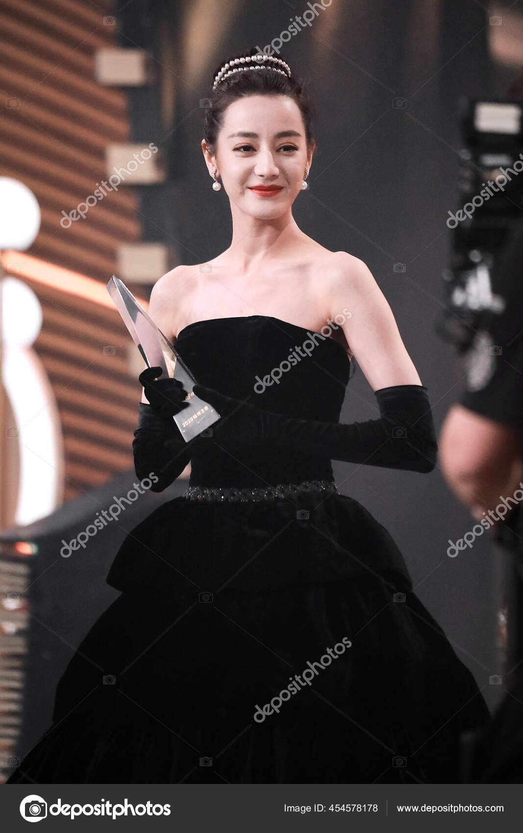 Chinese Actrice Zangeres Model Dilraba Dilmurat Beter Bekend Als ...